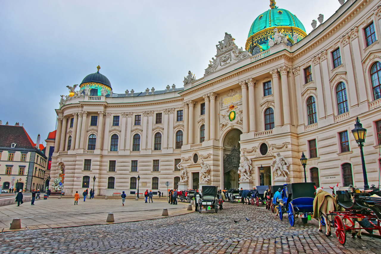 Visita all'Hofburg Palace di Vienna: orari, prezzi e consigli